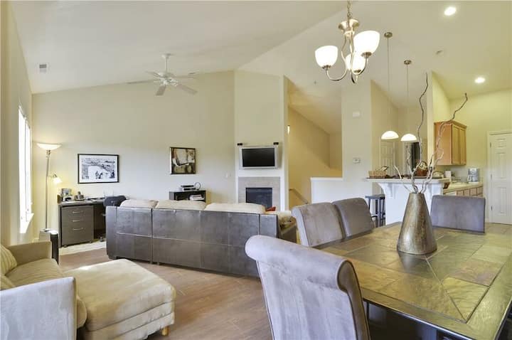 Tahoe Stoneridge *Near Downtown* - Truckee, CA