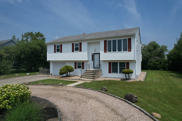 Booking For Summer! - Narragansett, RI