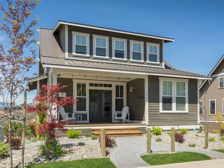 Moondance At The Lookout At Lake Chelan - Lake Chelan, WA