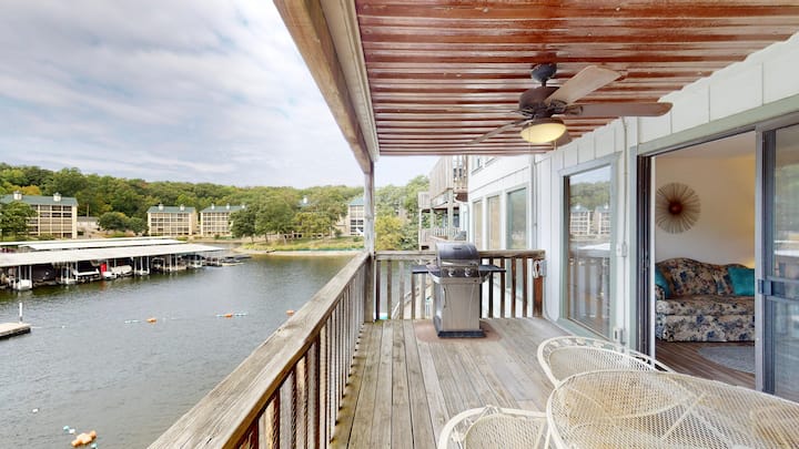 Southwood Shores 103c - 1 Bdrm Waterfront Condo - Sunrise Beach, MO