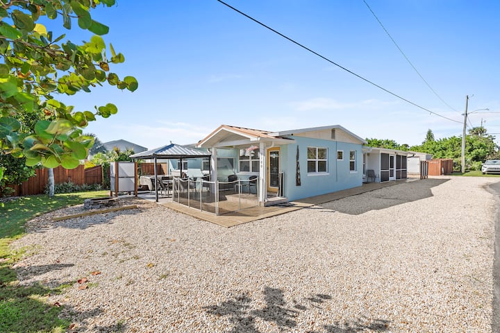 Walk To Beach-hot Tub-pet Friendly-beachside Oasis - New Smyrna Beach, FL