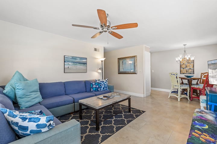 Beautifully Updated Triplex For Large Groups - New Smyrna Beach, FL