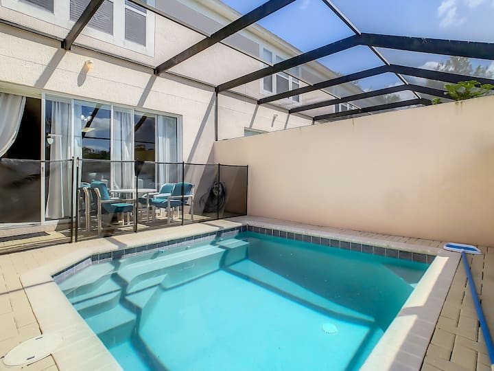 Celtic Palms Private Pool & Near Disney Magic - Celebration, FL