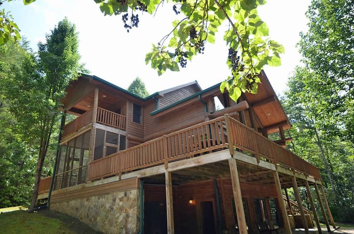 Watershed 05 - Free 4x4 Tours +Modern-rustic, Luxury Cabin+ Adventures For Big - North Carolina