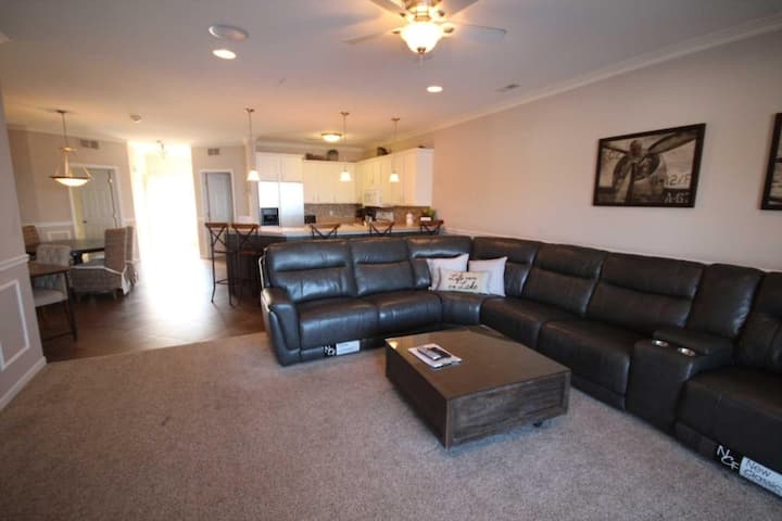 Lands End 121-walk In Level-3bedroom-2bath - Osage Beach, MO