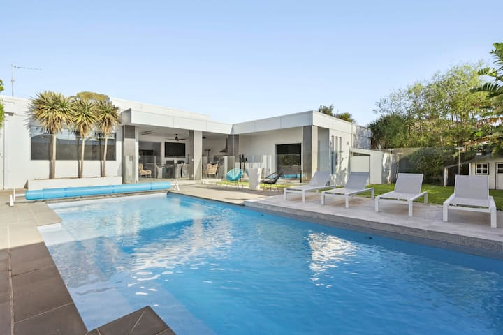 Raven Retreat I Family Entertainer I Pool & Theatr - Ocean Grove