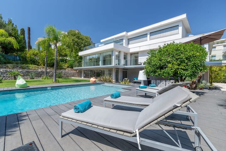 Cannes Gorgeous Villa Privée Moderne Au Calme - Mandelieu-La Napoule