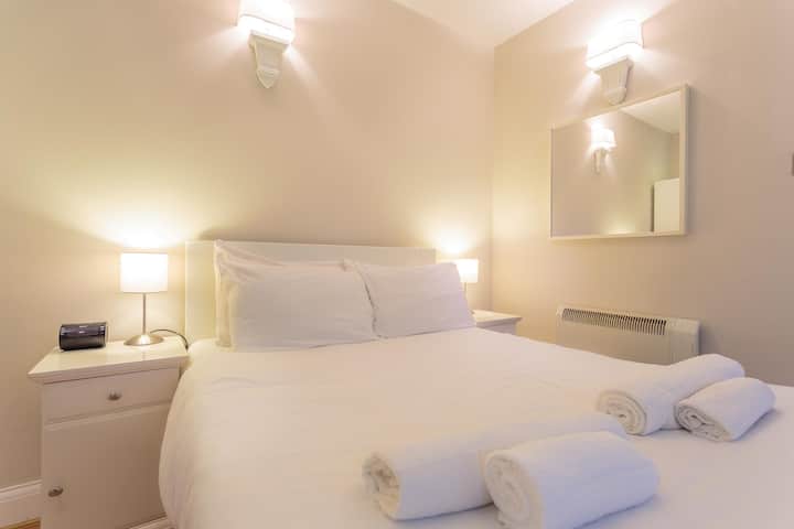 Castletown House Apartments - Fulham