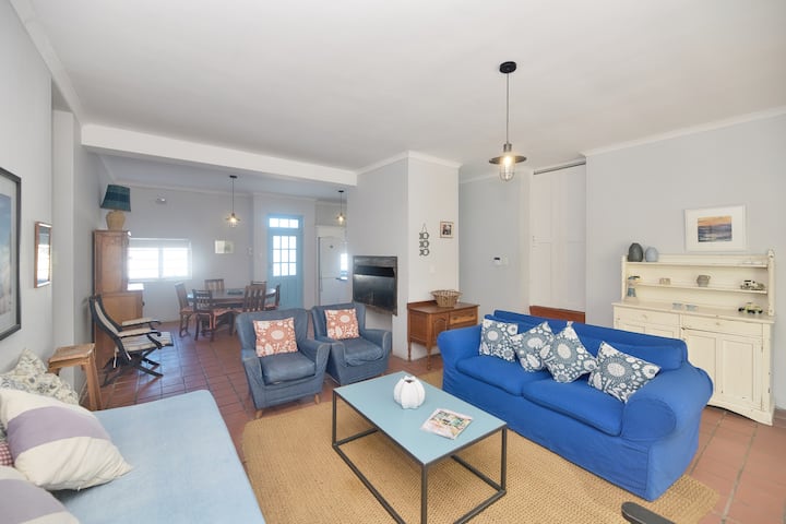 Fisher's Rest In Arniston - Arniston