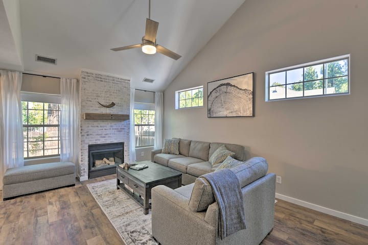 Modern Flagstaff Home W/ Bbq: Walk Downtown! - Flagstaff, AZ
