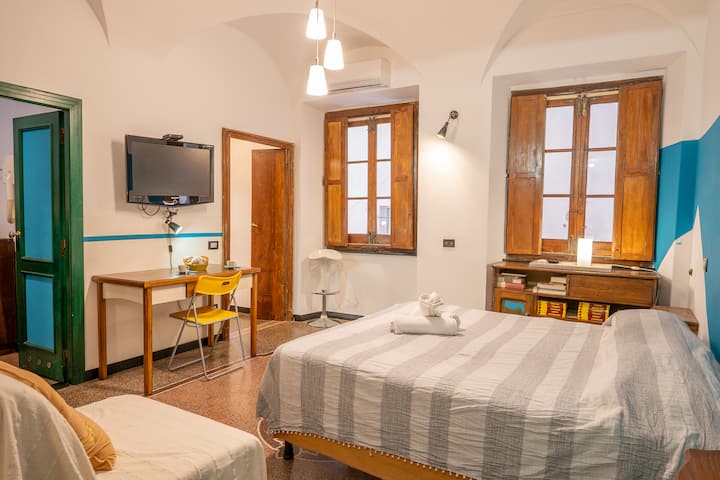 Lovingenoa - Ducale - Old Stone - Genoa