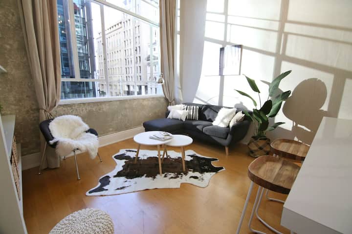 Stylish, Unique Loft. Superb Location On Queen St - Gion