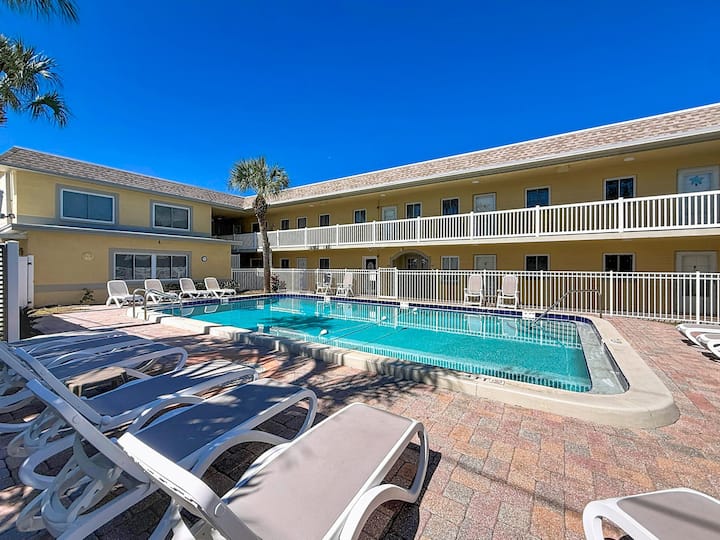 Poolside Patio | Walk To Beach - St. Pete Beach, FL