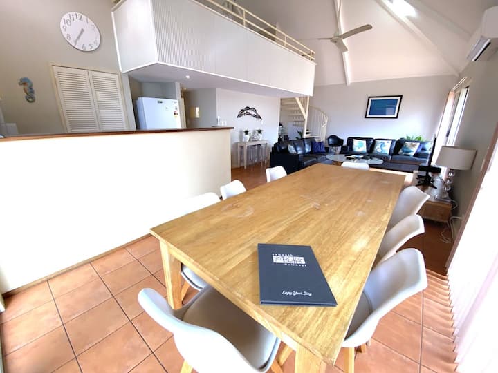 Osprey Holiday Village Villa 117 - 엑스마우스