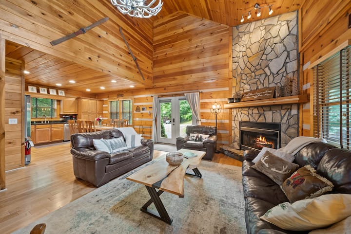 Authentic Log Cabin In Heart Of The Mountains - North Carolina