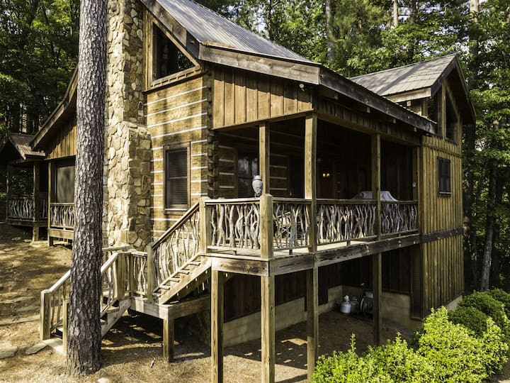 Woolly Bugger | 2br Cabin In Blue Ridge, Ga - Blue Ridge Lake, GA