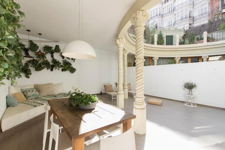 Modern Flat For Families / Paseo De Gracia -