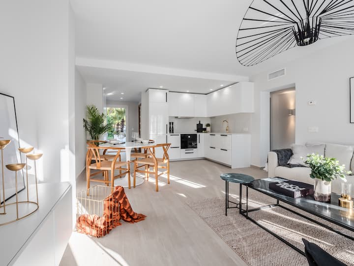 Casa Lily - 3bd Apt Short Walk To Puerto Banus! - Puerto Banús