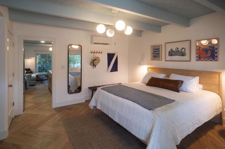 Colony Inn C-2 - Sanibel, FL