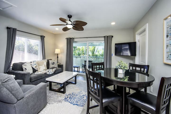 1br Condo -  Steps To The Gulf - Colony Inn 55 - Lighthouse Beach Park