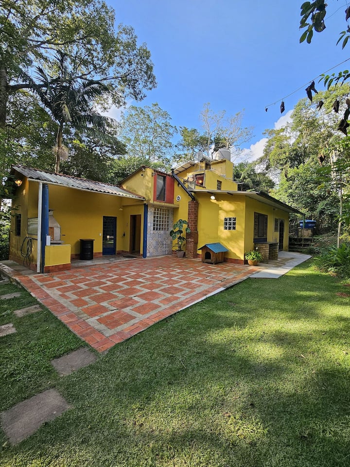 Casa Amarela – Refúgio Na Natureza – Rota Do Vinho - São Roque