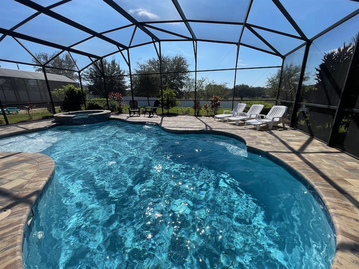 490- Modern Home W/ Games Room, Private Pool & Spa - Davenport, FL