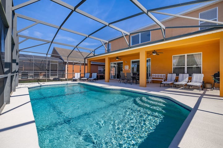 483 Stunning 6 Bed Home With Private Pool And View - Davenport, FL
