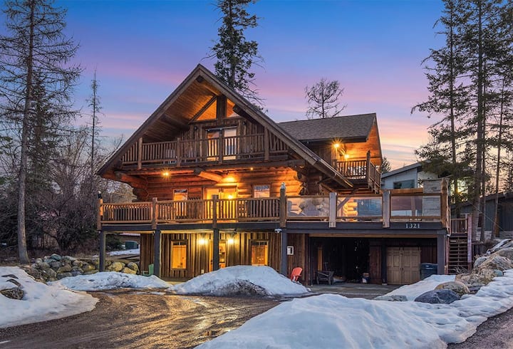 Rustic Buffalo Lodge By Golf Course - Whitefish, MT