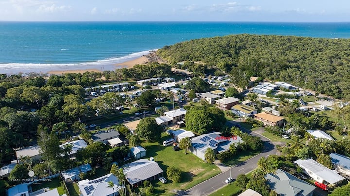 Jeffery 13 - Stunning House By The Beach - Agnes Water