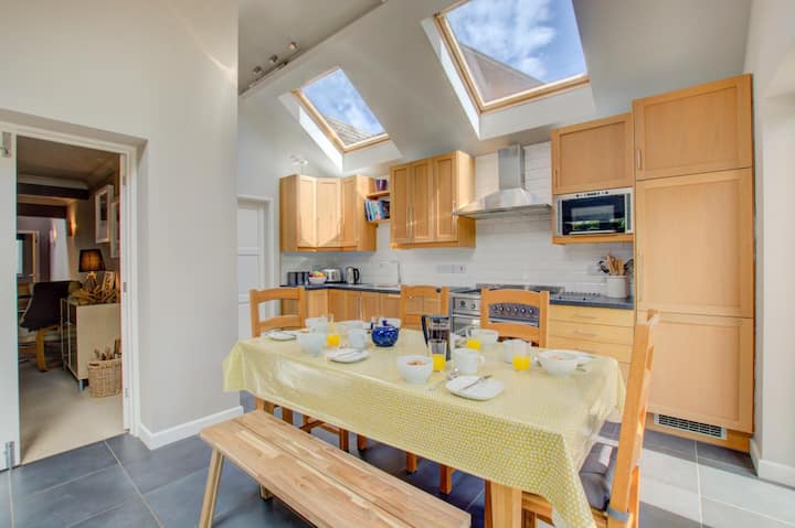 3 Bed In Salthouse (Oc-2002) - Holt
