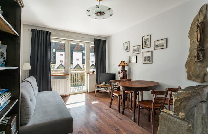 Za Cieszynianką 3a | Charming Apartment | Parking - Zakopane