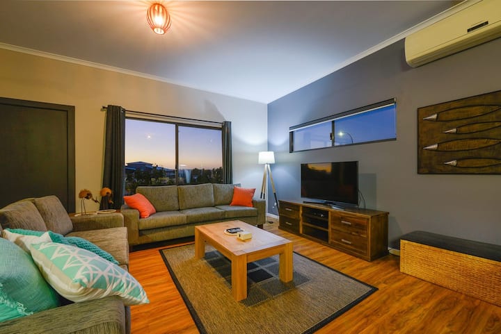 27 Osprey Way - Exmouth