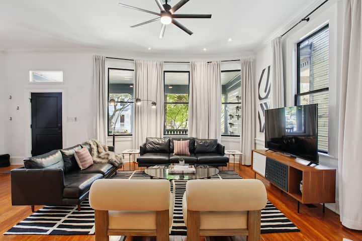 Modern Luxe Sophistication Near Forsyth Park - Savannah, GA