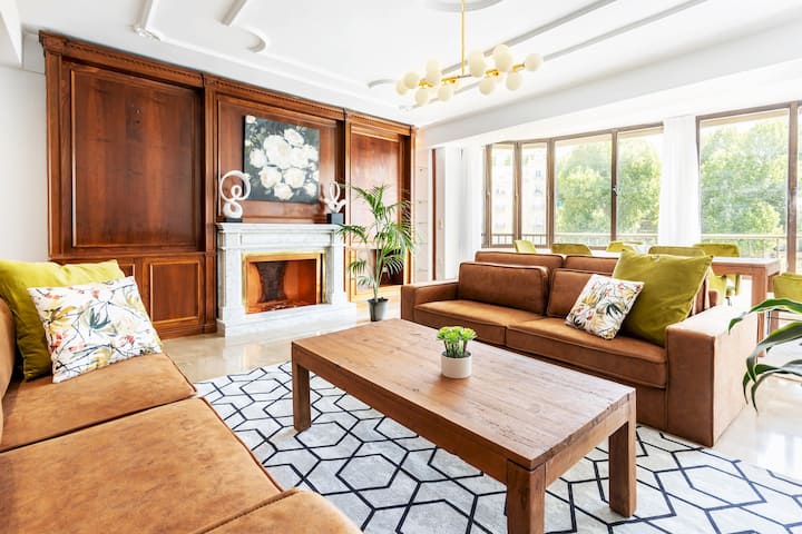 130 M² Casa ∙ 3 Habitaciones ∙ 6 Huéspedes - Granada, España