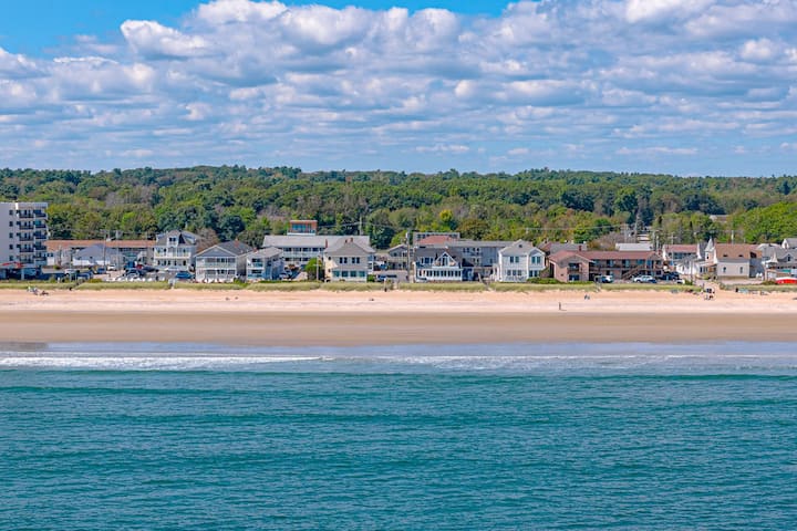 Ocean View! - One-bedroom Suite By The Beach - Old Orchard Beach, ME