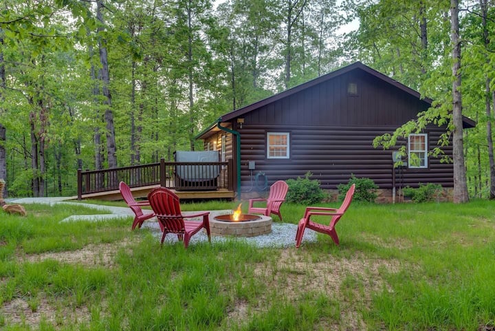 Your Adventure Begins Here| Hot Tub & Fire Pit - Mineral Bluff, GA