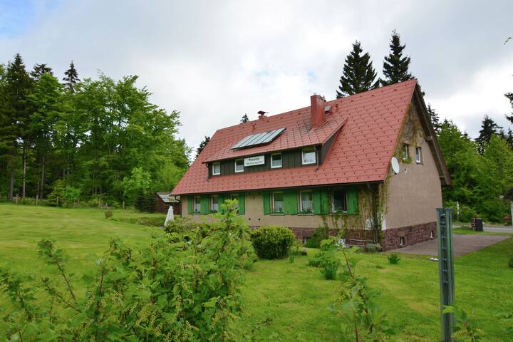 Große Ferienwohnung Mit Grill In Tabarz, Thüringen - Brotterode-Trusetal