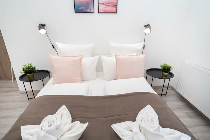 Extra Central, Brand New Comfy A/c Apartment - Budapest