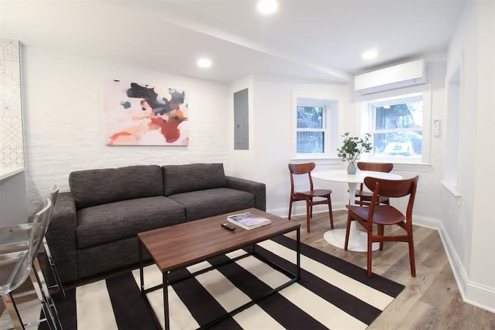 On Dcs Doorstep! Family Friendly 2 Bed Cap Hill Ap - Washington, DC