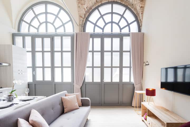 Romantic Escape City Centre With Jacuzzi & Parking - Côme