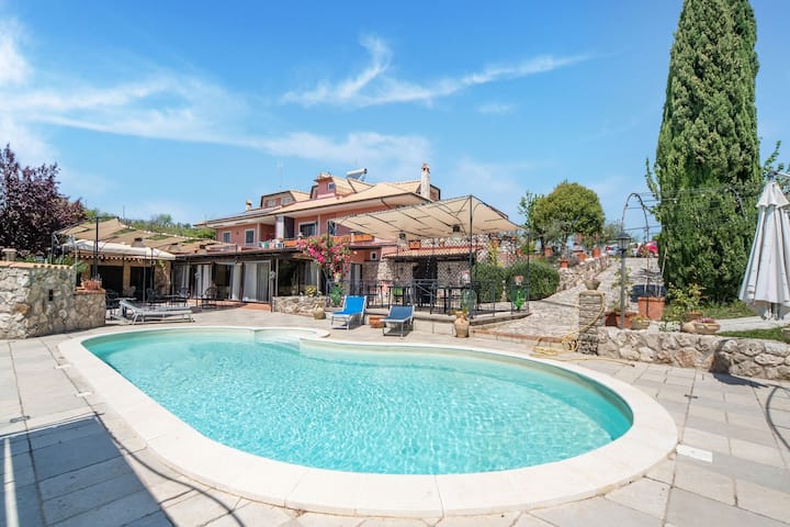 Villa à Monterotondo Avec Piscine & Vue Tibre - Lazio