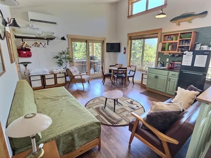 Little Big Fish | Wifi, Bbq, Ac ,Rainier View - Packwood, WA