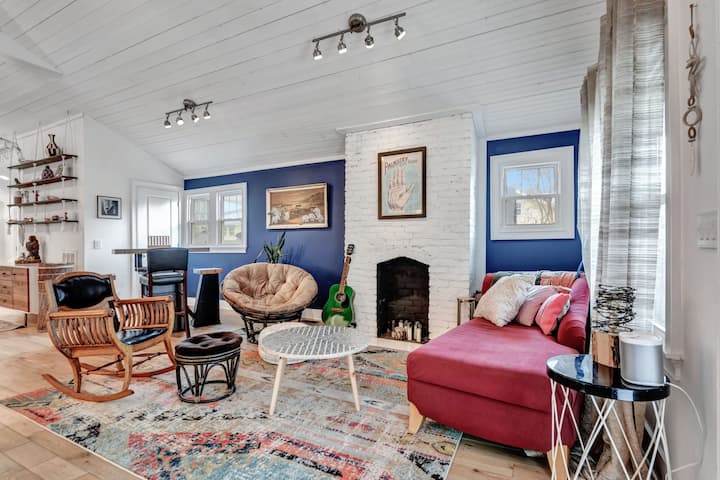 Stylish Cozy Cottage In East~10 Min. To Broadway - Nashville, TN