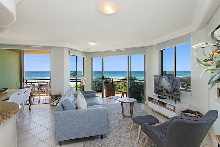 Casa Del Rey 4 - Absolute Beachfront Bilinga - Min 3. Night Stay! - Coolangatta