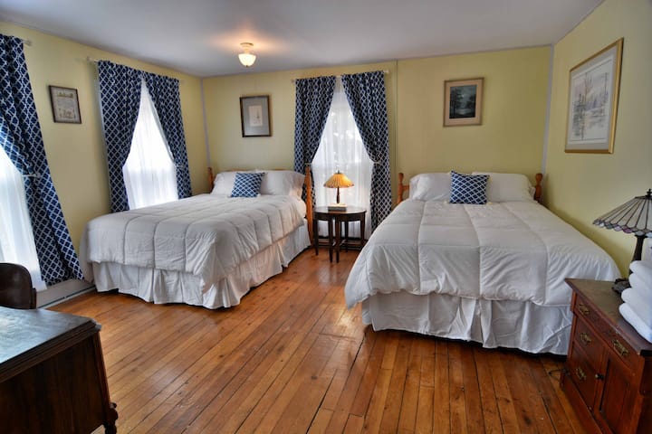 Raspberry-chambre Simple-salle De Bain Privée-stan - Bayfield, WI