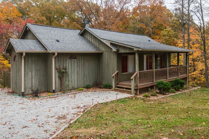 Just The Two Of Us Cabin - Nashville, IN
