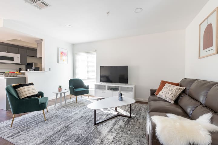 001 3br/2ba Alhambra Apartment Near Downtown - Alhambra, CA