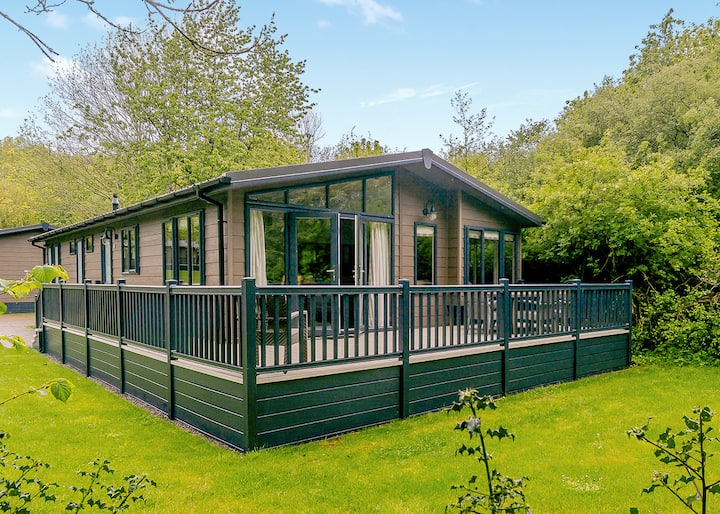 Netherfield Lodge - Bath