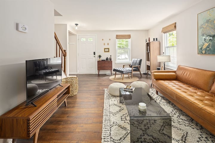 Bickelbliss: Decked Patio & Near Dc - Ashburn, VA