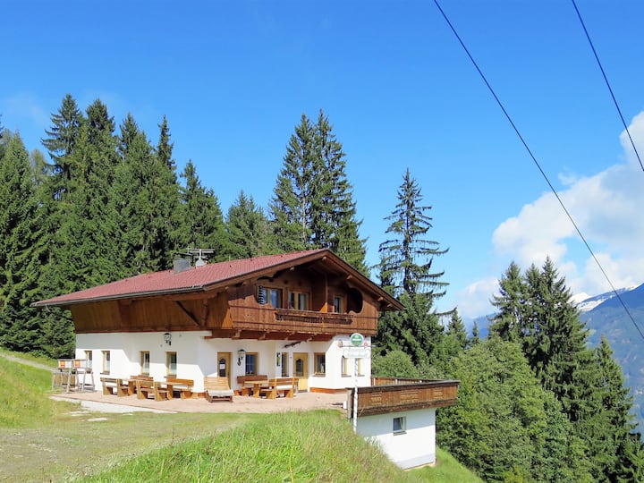 Angenehme Wohnung Für 9 Gäste Mit  W-lan, Tv Und Balkon - Ried im Zillertal